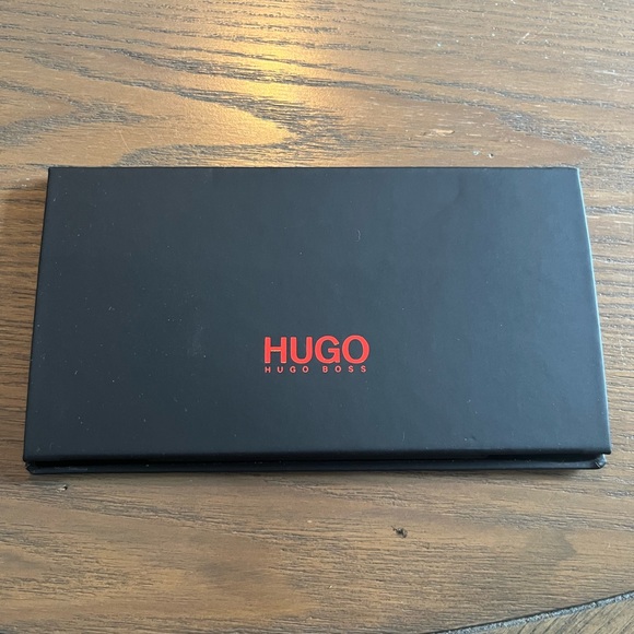 Hugo Boss | Accessories | Hugo Boss Eyewear Eyeglass Sunglasses Case ...